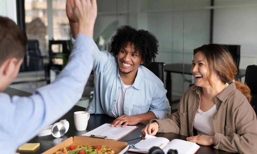 Compliments: A tool for rewarding and compensating employees - Edenred ...